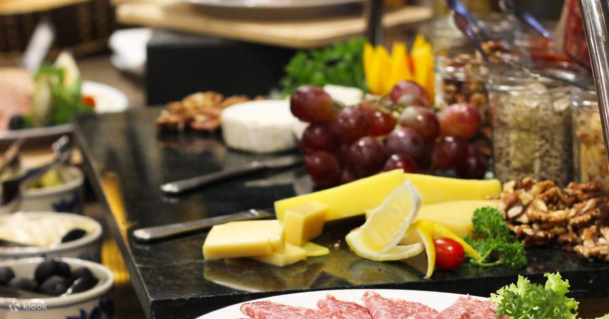 Buffet at Pacifica Restaurant - Pan Pacific Hanoi Hotel