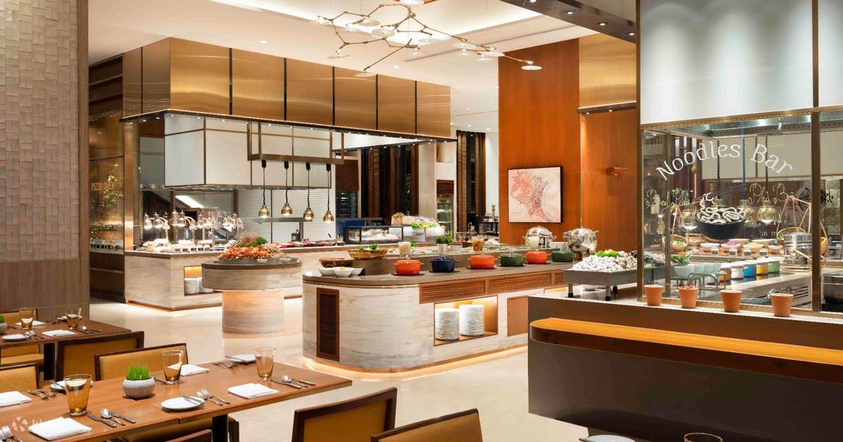 Saigon Café at Sheraton Saigon Hotel & Towers in Ho Chi Minh City