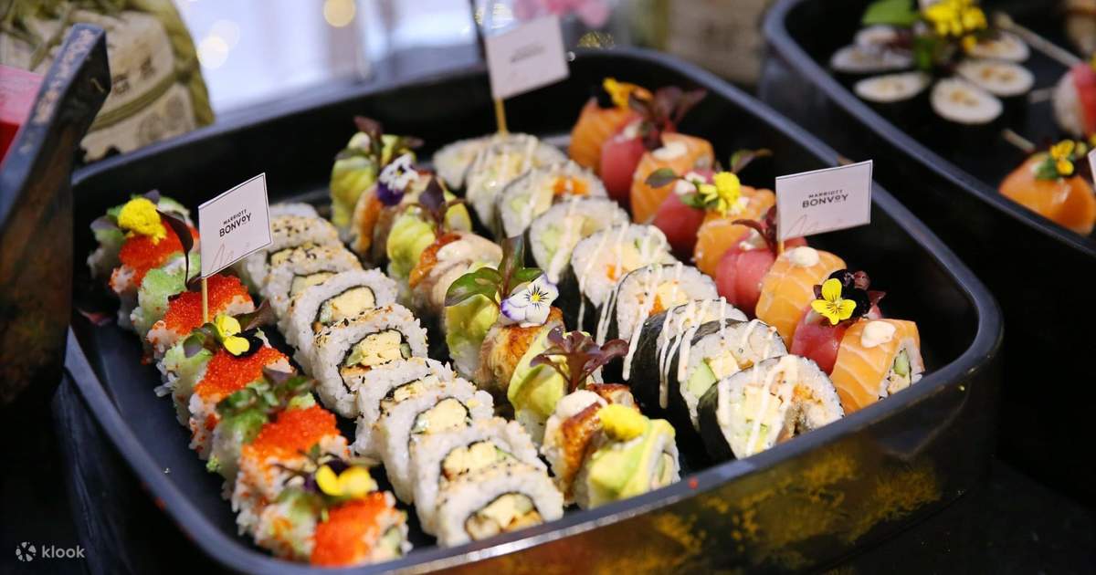 Buffet at Sheraton Hanoi Hotel (Oven D'or Restaurant)
