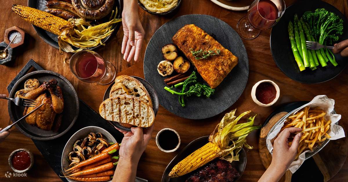 Beach Road Kitchen in JW Marriott Hotel Singapore South Beach