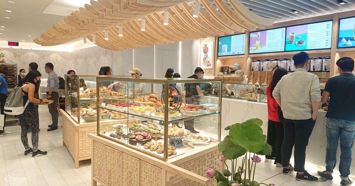 Charlie Tea in Takashimaya Shopping Centre