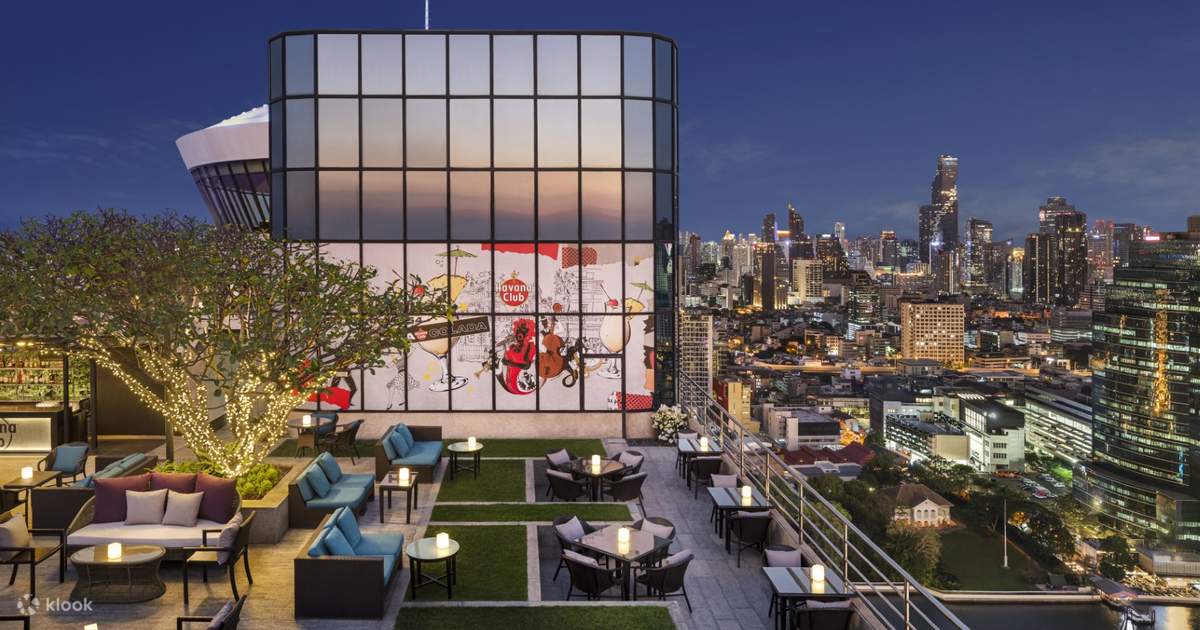 ThreeSixty Rooftop Bar in het Millennium Hilton Bangkok