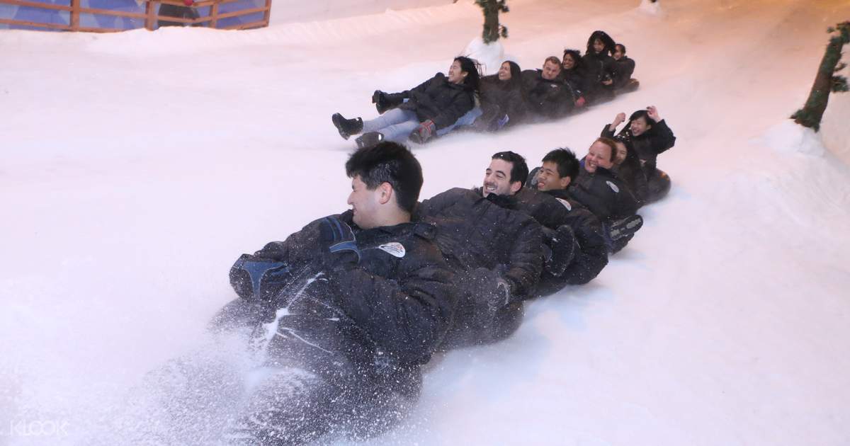Snow Play Session in Snow City Singapore - Klook Singapore