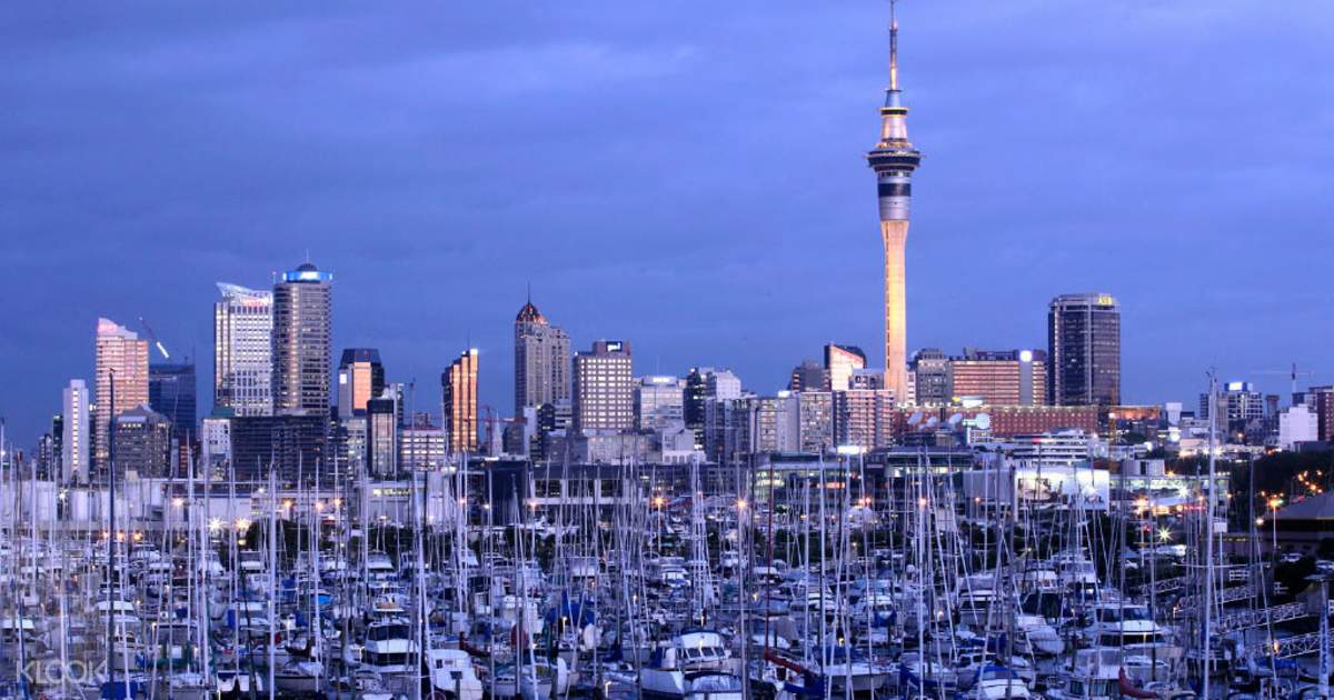 Auckland Highlights with West Coast Experience