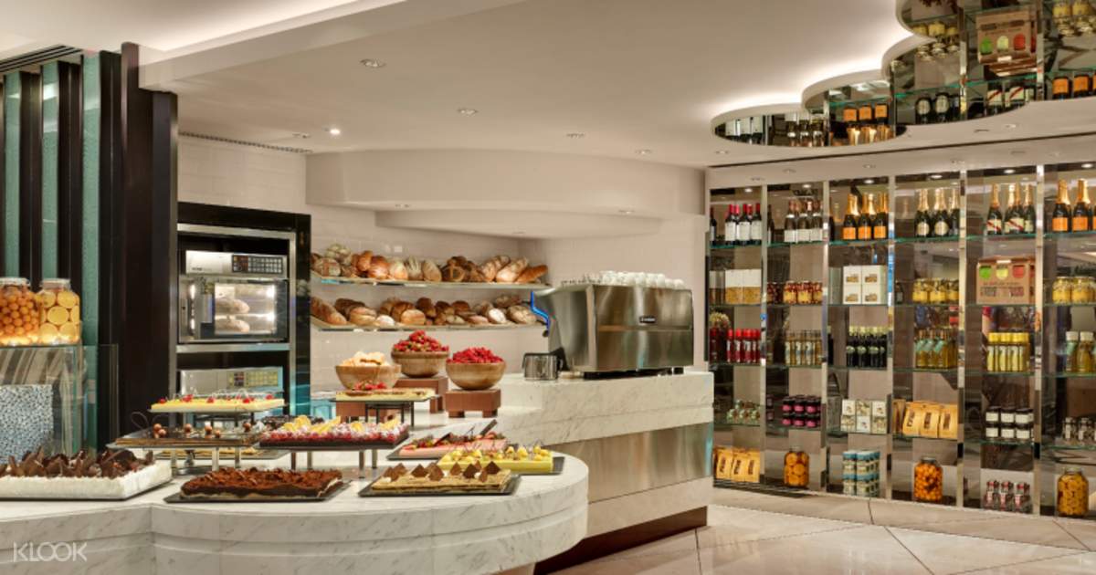 Buffet at The Food Gallery in The Langham