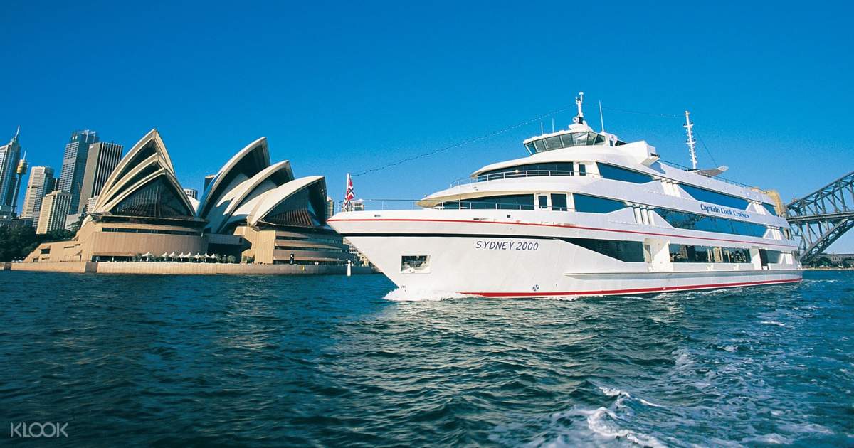 Sydney Harbor Sunset Dinner Cruise by Captain Cook
