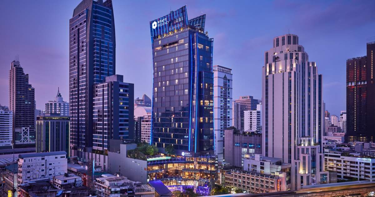 Hyatt Regency Bangkok Sukhumvit - Spectrum Lounge & Bar in Bangkok ...