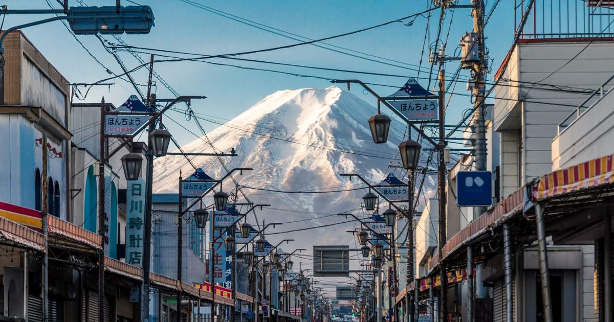 One-day trip to Mount Fuji in Japan | Arakurayama Sengen Park ...