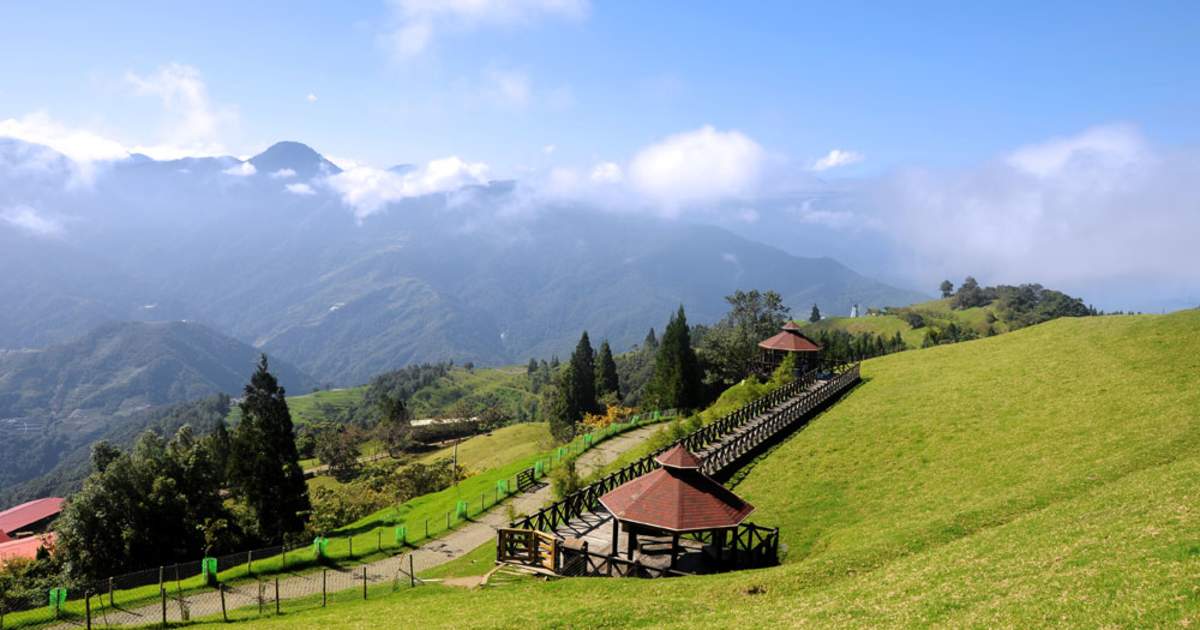 Visit Taiwan's Little Europe with a Cingjing Farm & Hehuan Mountain Day ...