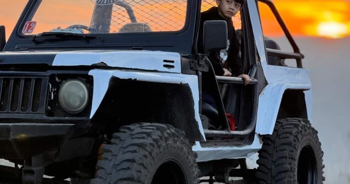 Mount Batur 4WD Jeep Sunset with Photographer and Custom Jeep Color - Klook