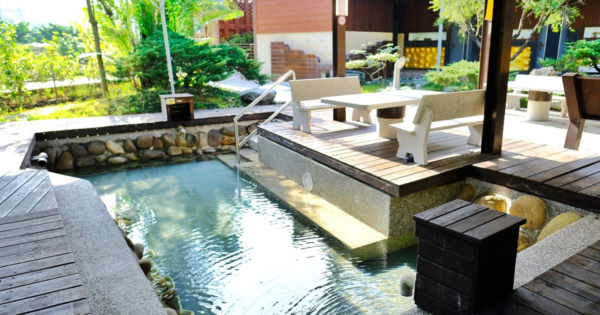 Nanxi, Tainan: Guidan Hot Spring Experience Pool - Klook
