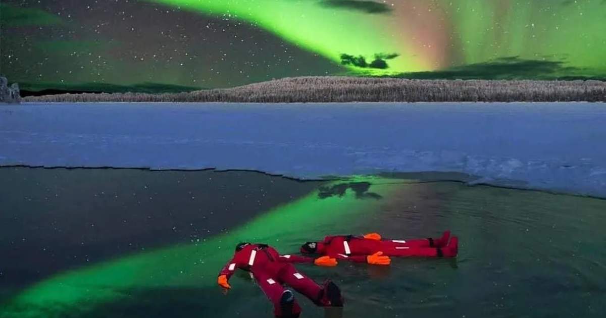 Ice Floating with Aurora Borealis Tour from Rovaniemi - Klook Singapore