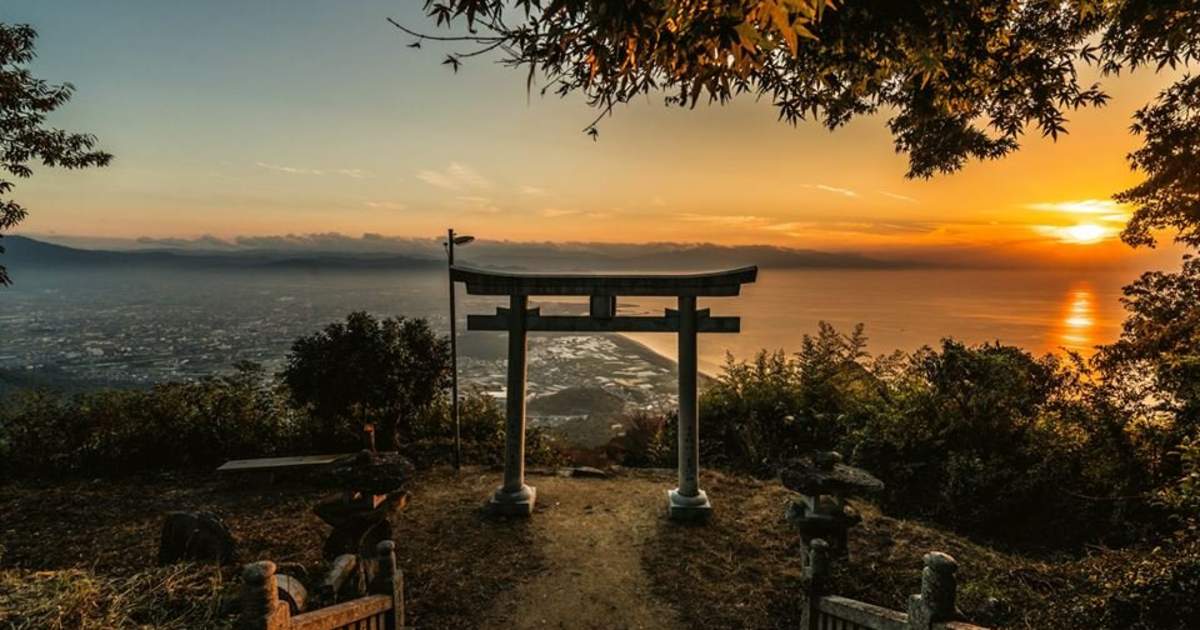 Kagawa chartered one-day tour: Kinpiragu Shrine/Takaya Shrine/Naruto ...