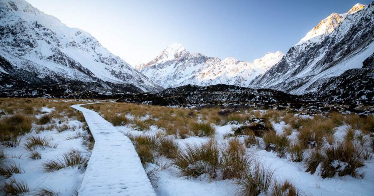 Mt Cook Day Tour from Queenstown with Chinese Speaking Guide - Klook ...