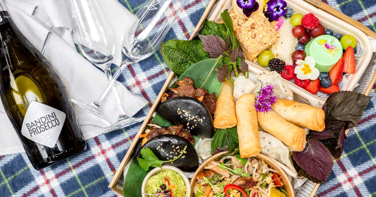 Botanic House Picnic Hamper by Botanic House in Sydney - Klook Australia