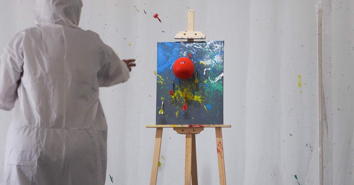 Balloon Splatter Art at Loft - Klook United Kingdom