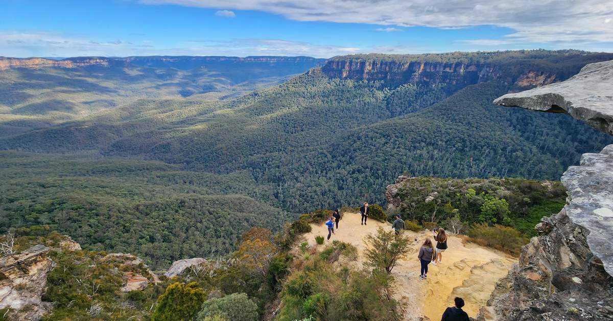 Blue Mountains Day Tour with Waterfall Walk and Social Picnic Lunch - Klook