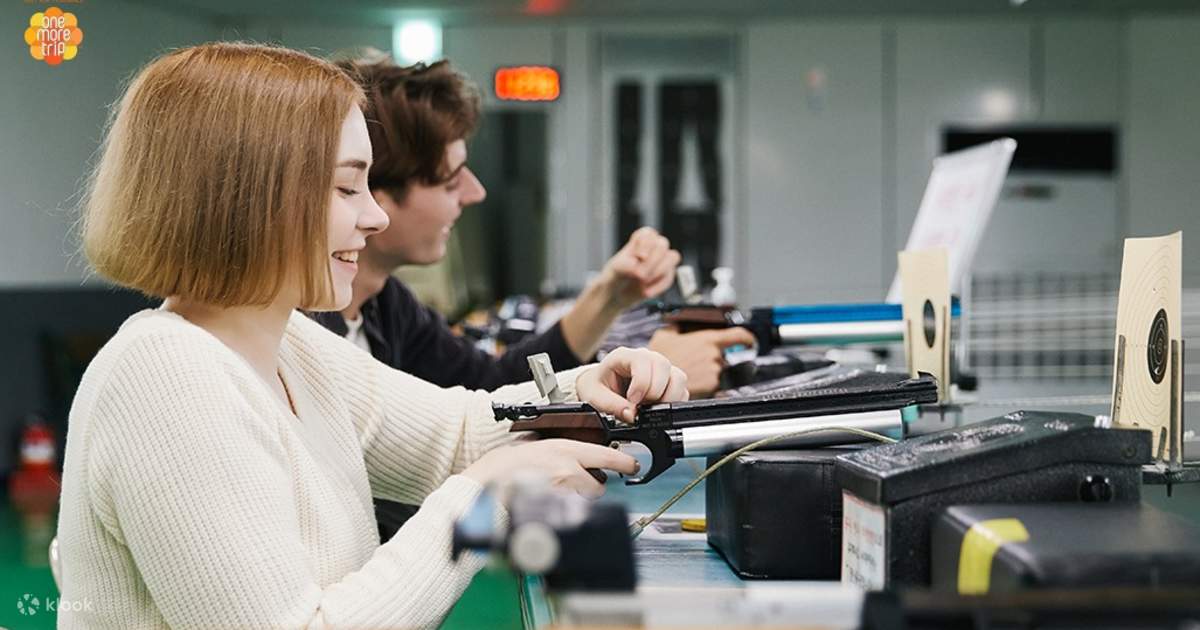 Pengalaman Menembak Senjata Amunisi Langsung di Seoul - Klook Indonesia