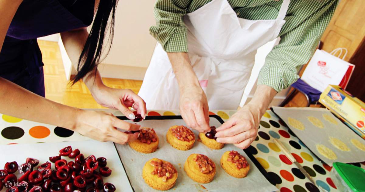 French Cooking Class with Market Tour in Paris - Klook