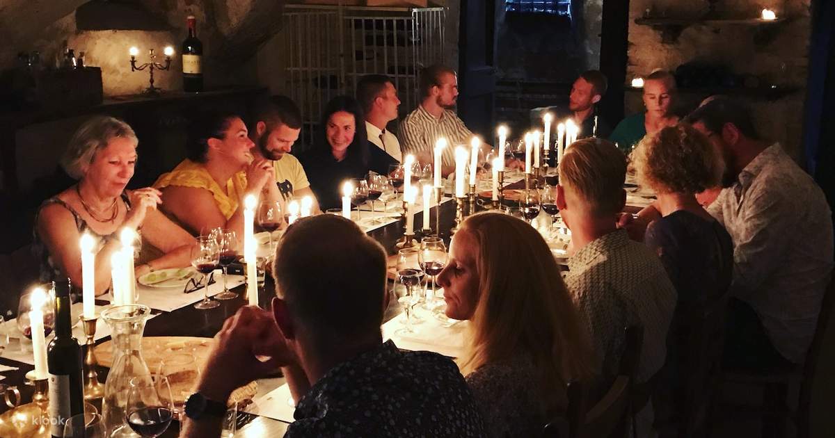 Private wine tasting in Lucca with expert sommelier - Klook Canada