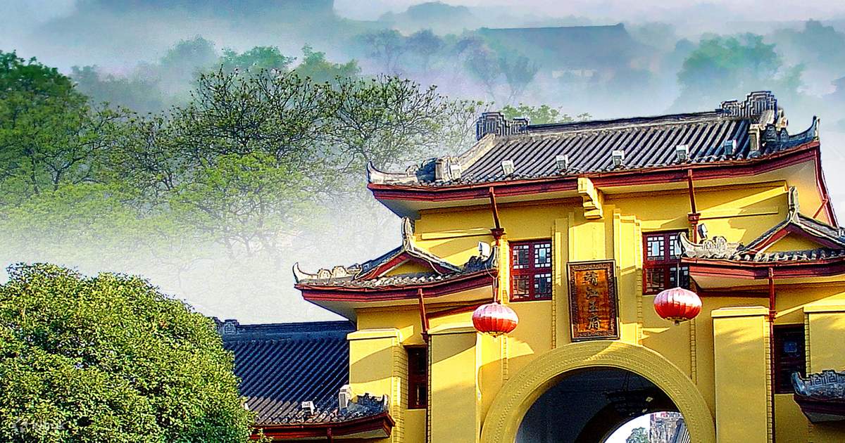 Solitary Beauty Peak & Jingjiang Princes' City Ticket Guilin, China ...