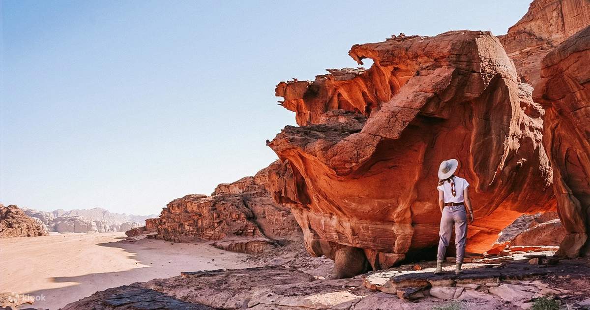 Wadi Rum Small Group Jeep Tour Inclusive Meals & Drinks - Klook United ...
