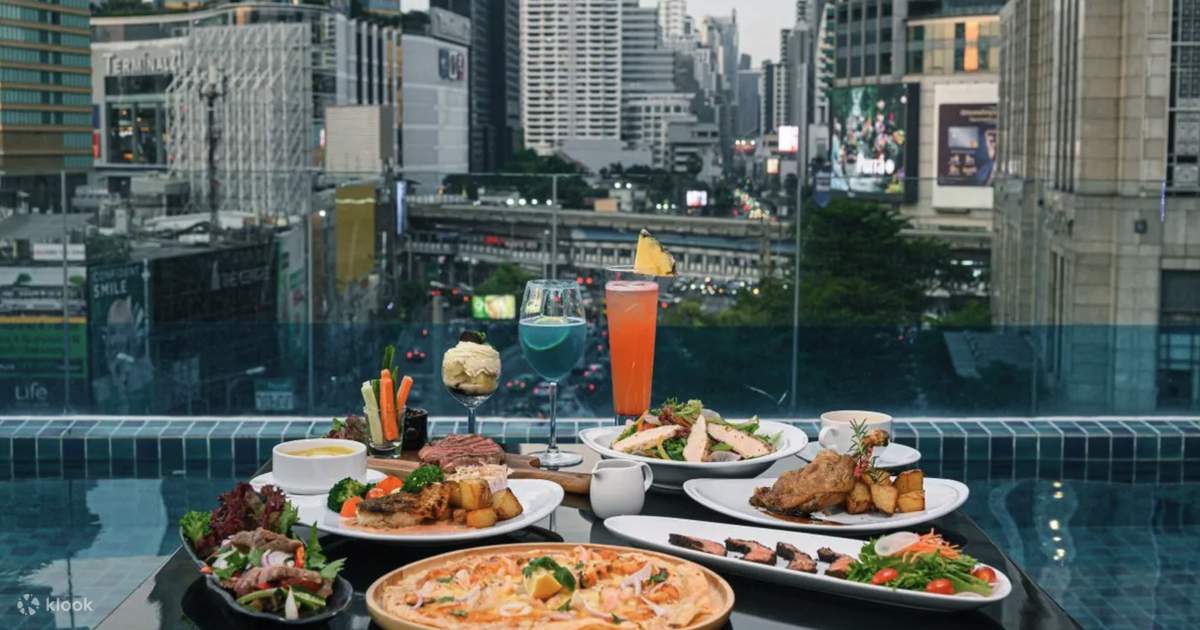 Clover Sky Bar & Restaurant at Hotel Clover Asok - Klook