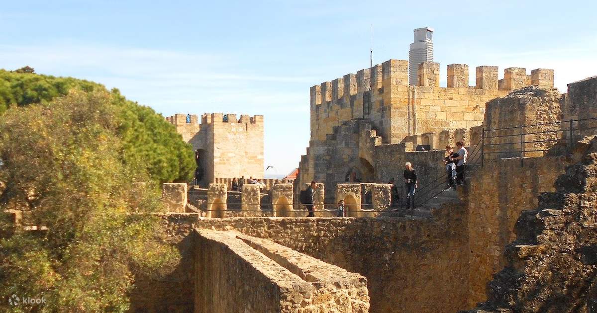 Saint George's Castle Guided Tour with Skip the Line in Lisbon - Klook