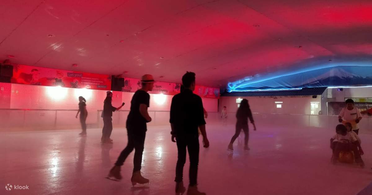 Tiket Bali Ice Skating Arena di Bali - Klook Indonesia