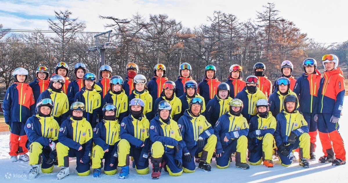 One-day trip to Sapporo Teine Ski Resort｜Snowboarding and double ...