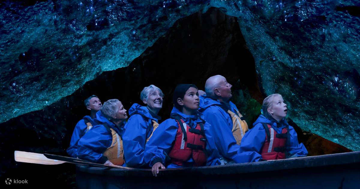 Evening Canoe Experience in Rotorua - Klook