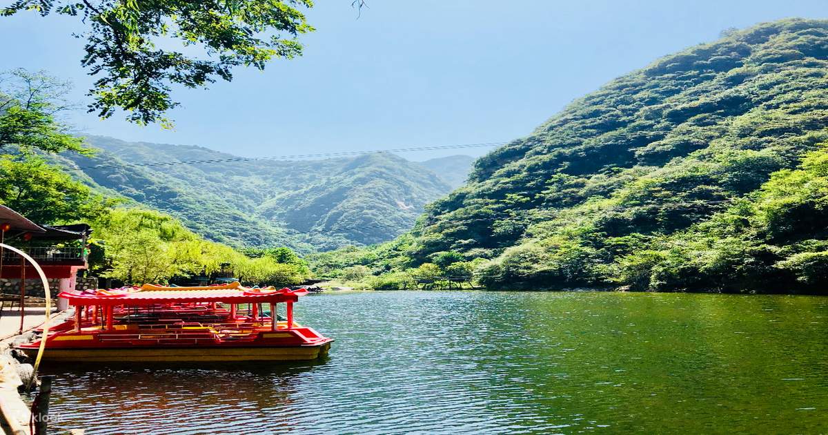 Private Day Tour to Zhangjiajie Grand Canyon & Baofeng Lake (Chinese ...