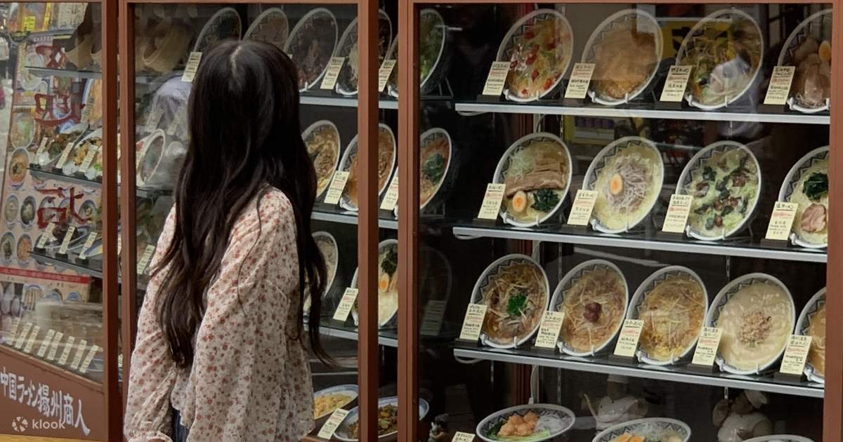 Reservasi online untuk fotografi street snapshot harian (Osaka) - Klook ...