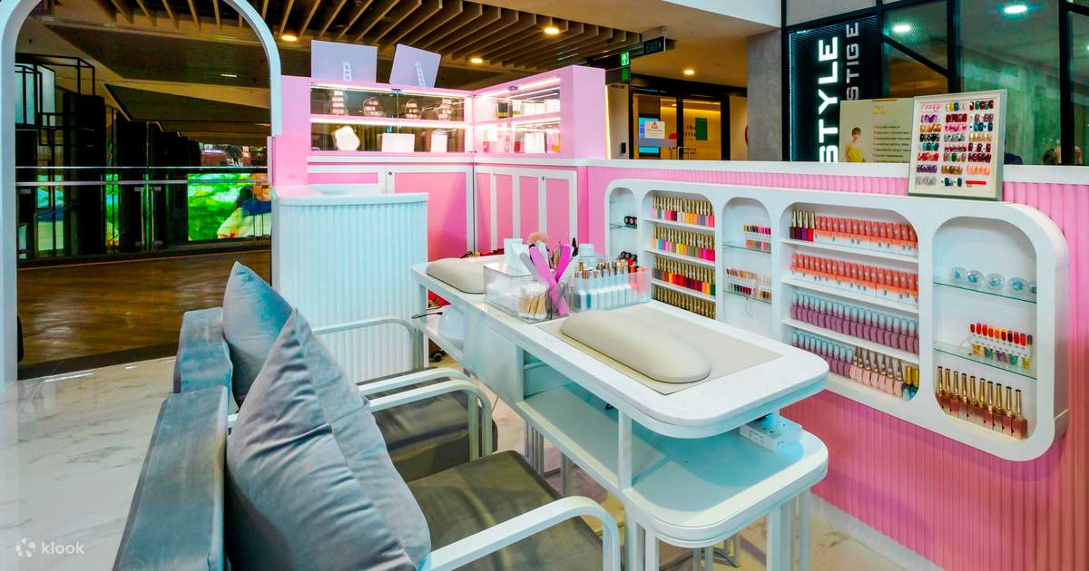 Manikur Gel Klasik dengan Lukisan Nail Art Gratis di Singapura - Klook ...