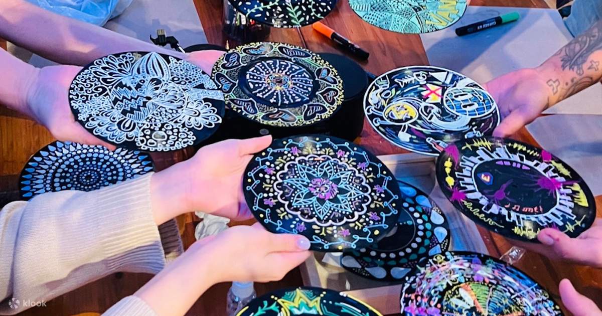 From Scratched to Snazzy: Art On Vinyl Upcycling Adventure! - Klook ...