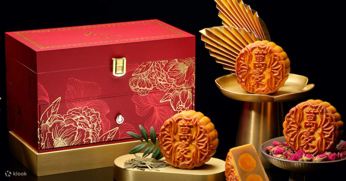 Singapore Marriott Tang Plaza Hotel Mid-Autumn Mooncakes - Klook ...