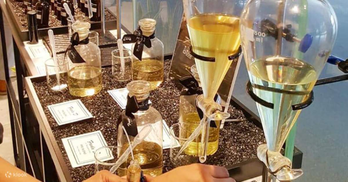 Freda 'Dによるパーソナリティベースの香水ワークショップ | Klook