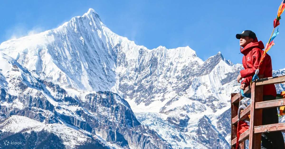 Yunnan Shangri-La Meili Snow Mountain 2-Day Group Tour (Salongda Prayer ...