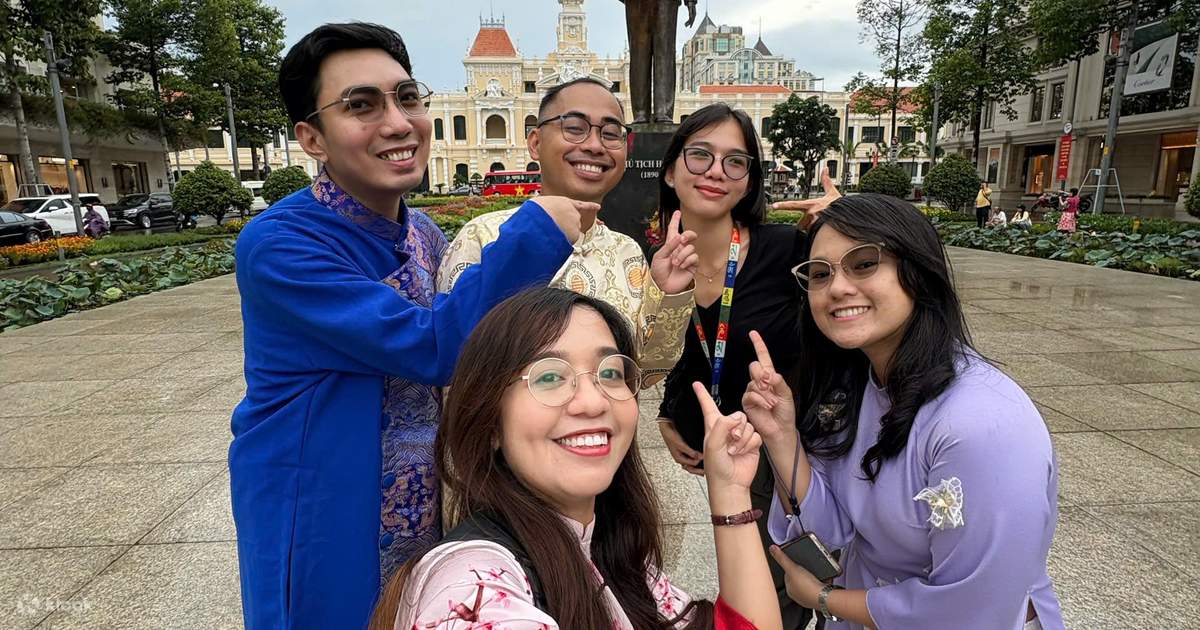 Ao Dai Experience with Iconic Instagram Tour in Saigon - Klook Singapore