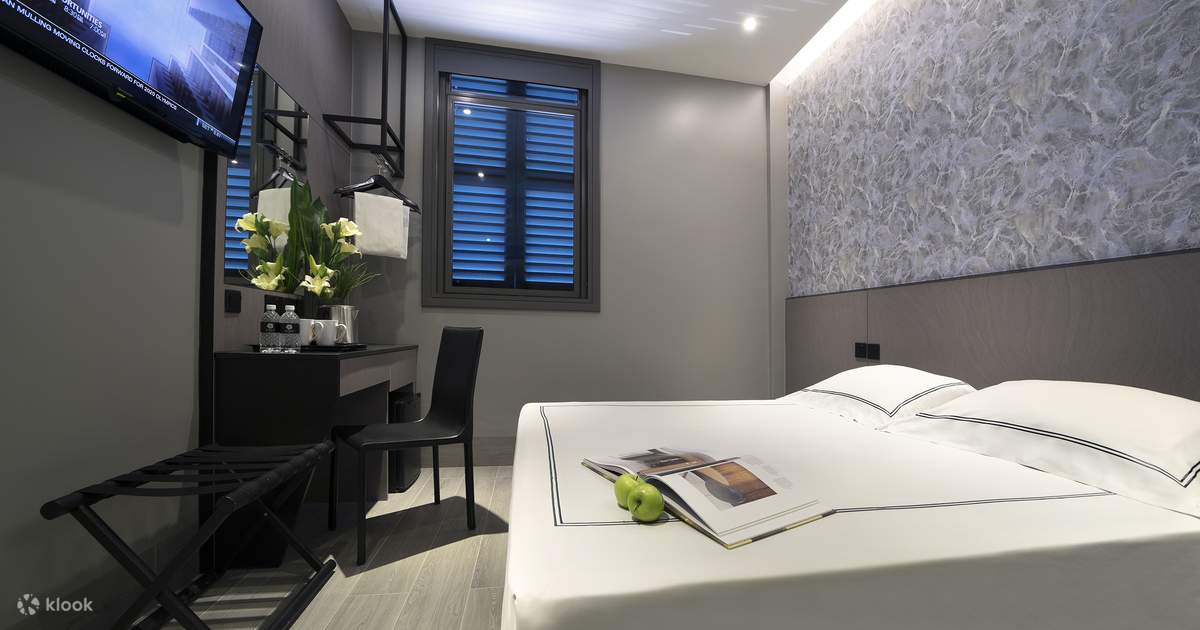 Venue Hotel Couple Staycation with Early Check-In and Late Check-Out ...