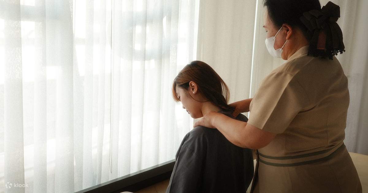 バンコクのサイアムスクエアワンにあるKLINIQスパを体験 | Klook