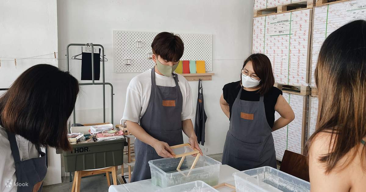 Paper Making Workshop in Singapore - Klook Singapore