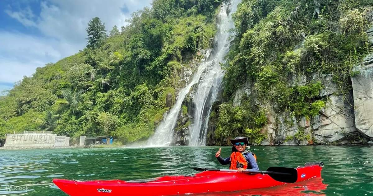 Lake Toba Waterfall Boat and Kayak Adventure - Klook Singapore