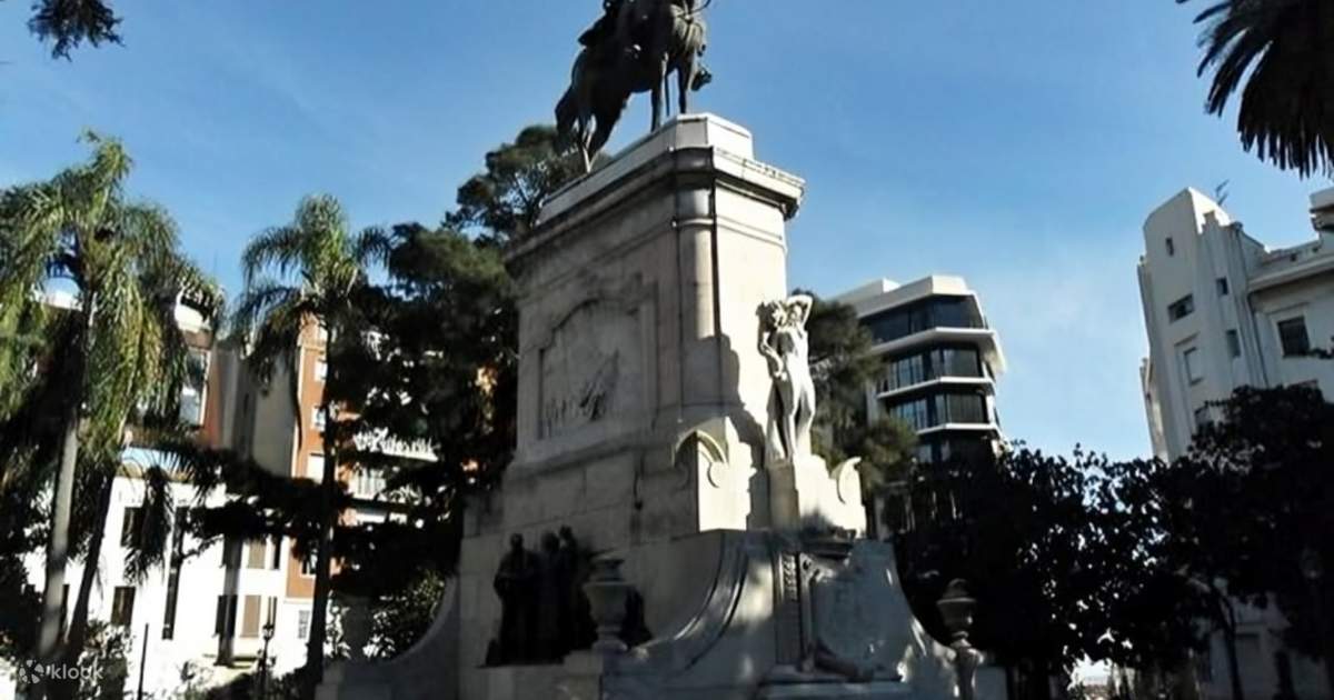 Montevideo : Must-See Sites Walking Tour With A Guide - Klook