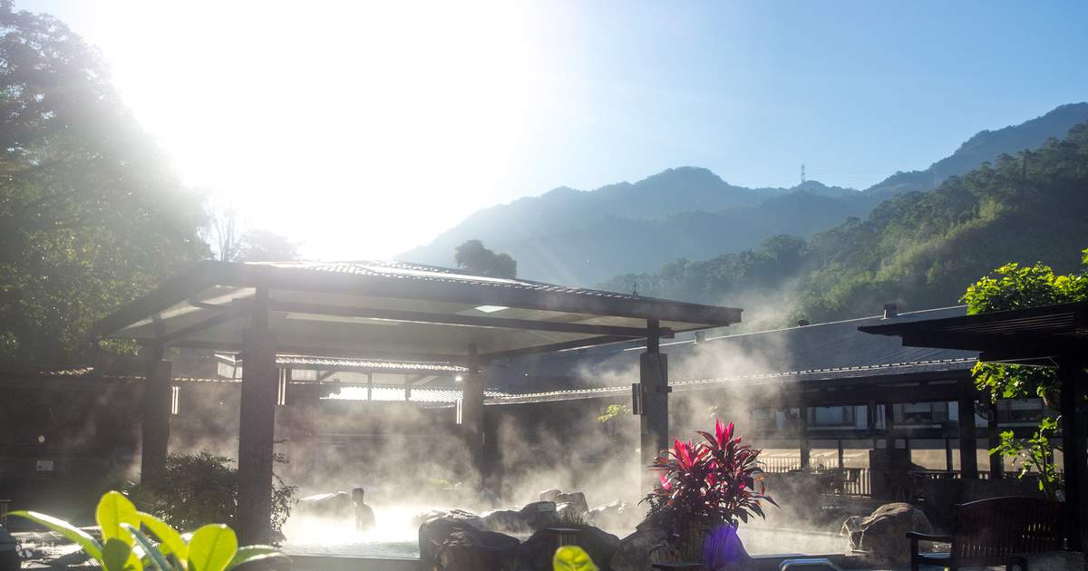 New Taipei: Sanxia Dabaigen Forest Hot Spring Hotel - Forest Garden ...