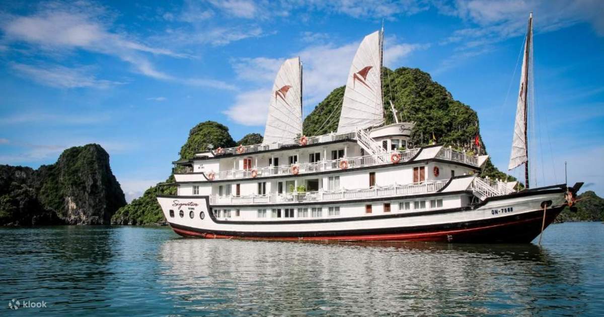 Tour in crociera notturna di Ha Long Bay Bai Tu Long con Signature ...