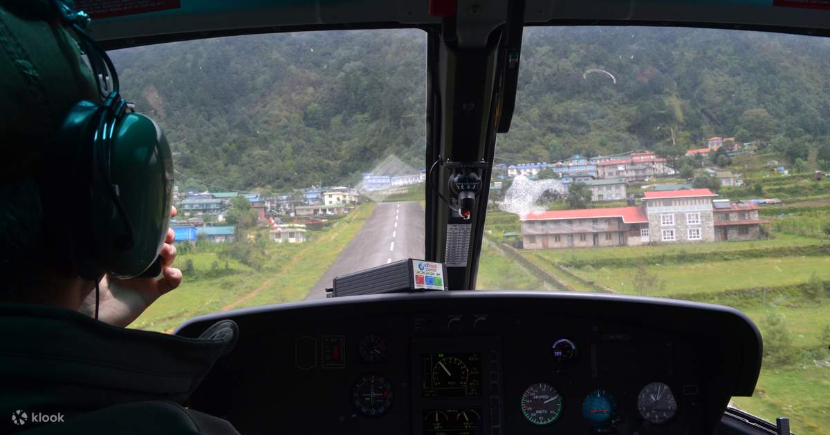 Rasakan Petualangan Utama: Tur Helikopter Kamp Pangkalan Everest ...
