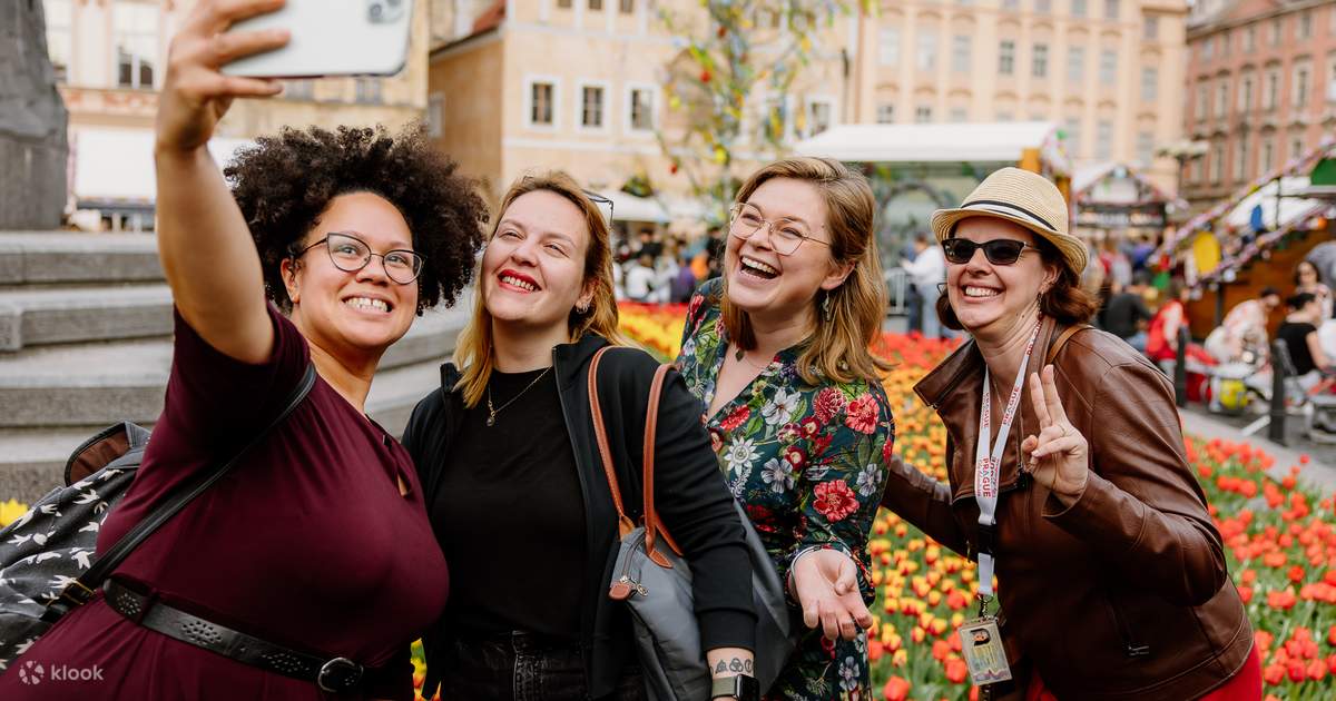 Prague’s Vibrant Easter Markets & Local Traditions - Klook