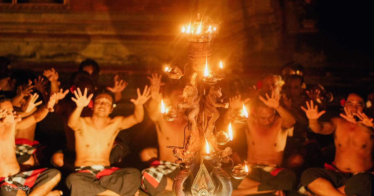 Tiket Pertunjukan Api dan Tari Kecak Ubud di Bali, Indonesia - Klook ...
