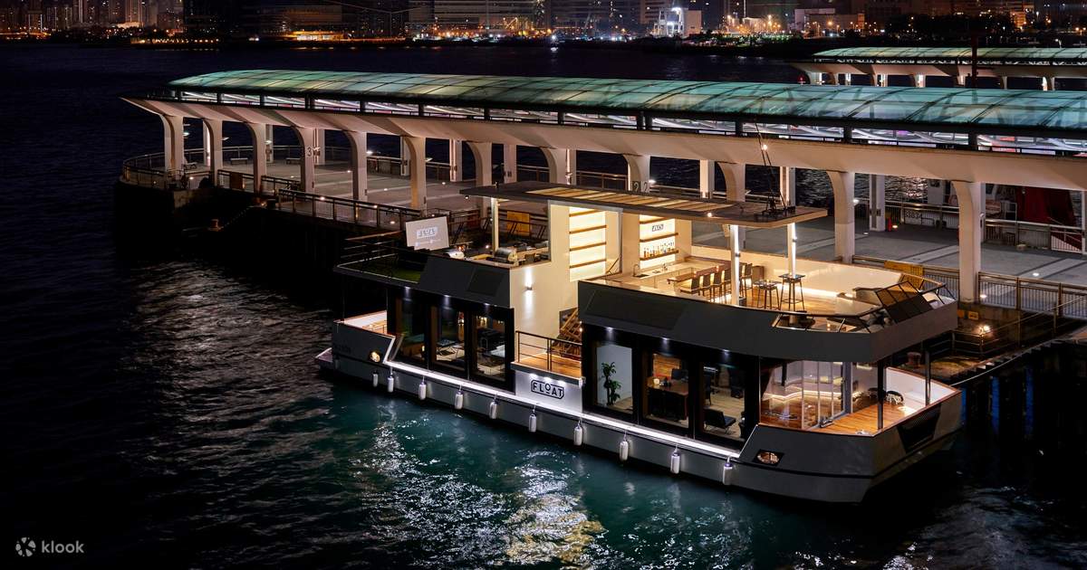 Victoria Harbour Cruise di atas FLOAT, Kapal Pesiar Mewah Berdesain ...